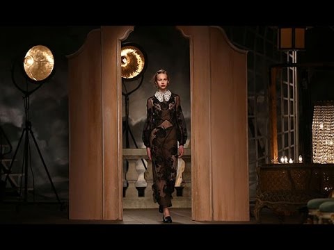 Erdem | Fall Winter 2016/2017 Full Fashion Show | Exclusive