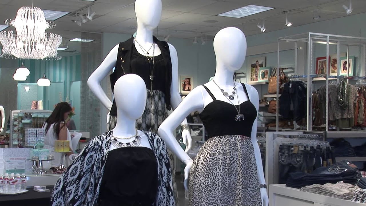 Grand Opening: Maurices Clothing Store located in Hoffman Estates Poplar Creek Crossings