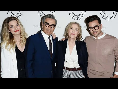 The American Pie cast shares their real life love stories and children.