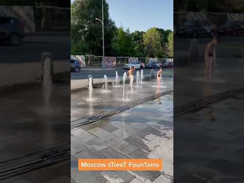 Moscow street Fountains - Kids fun shower