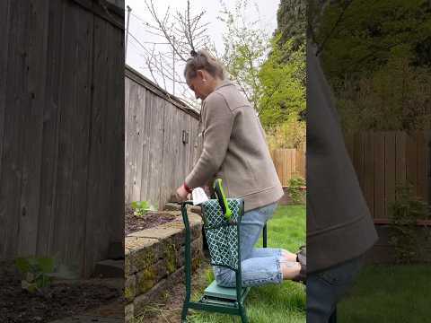 Affordable Folding Garden Kneeler And Seat On Amazon