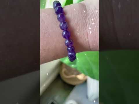 Which do you need? 5 crystal bracelets to wear for beginners