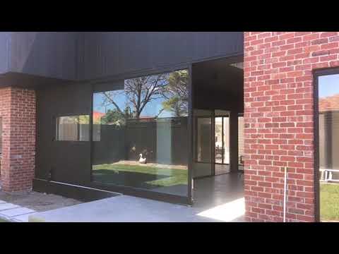 RACKLESS SEMI TRACKLESS SLIDING GLASS SCREEN
