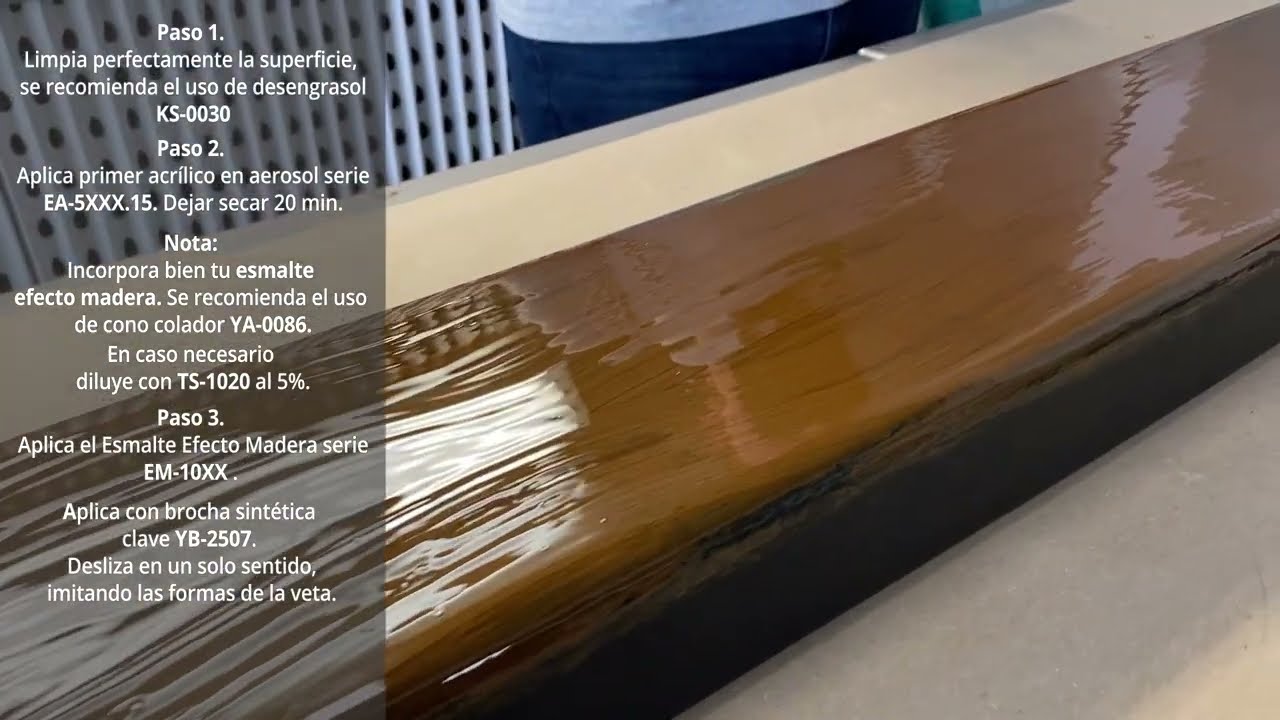 ¡Imita la veta de la madera de una sola pasada!