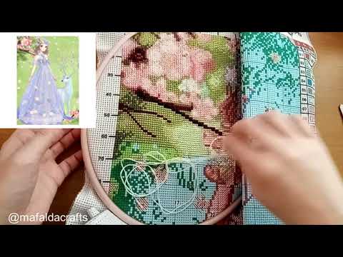 Stitch with me #44 - Dress Up Queen - Tapestry Market
