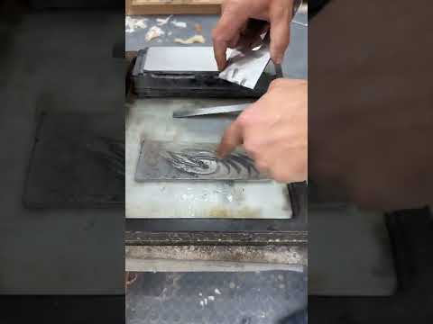 Sharpen your hand plane blade in 32 seconds ! #Shorts