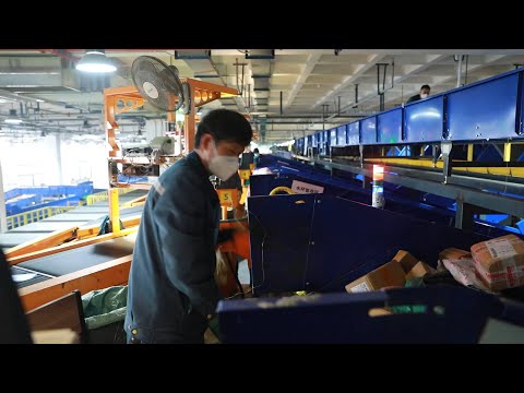 GLOBALink | China’s Xi’an ensures parcel delivery amid COVID-19 ...