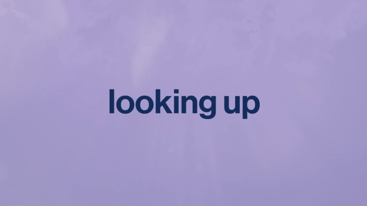 Lauren Spencer Smith - Looking Up (Lyric Video)