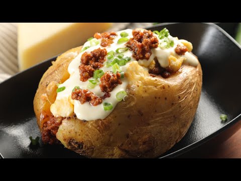 Why Baked Potatoes Always Taste Better At A Restaurant