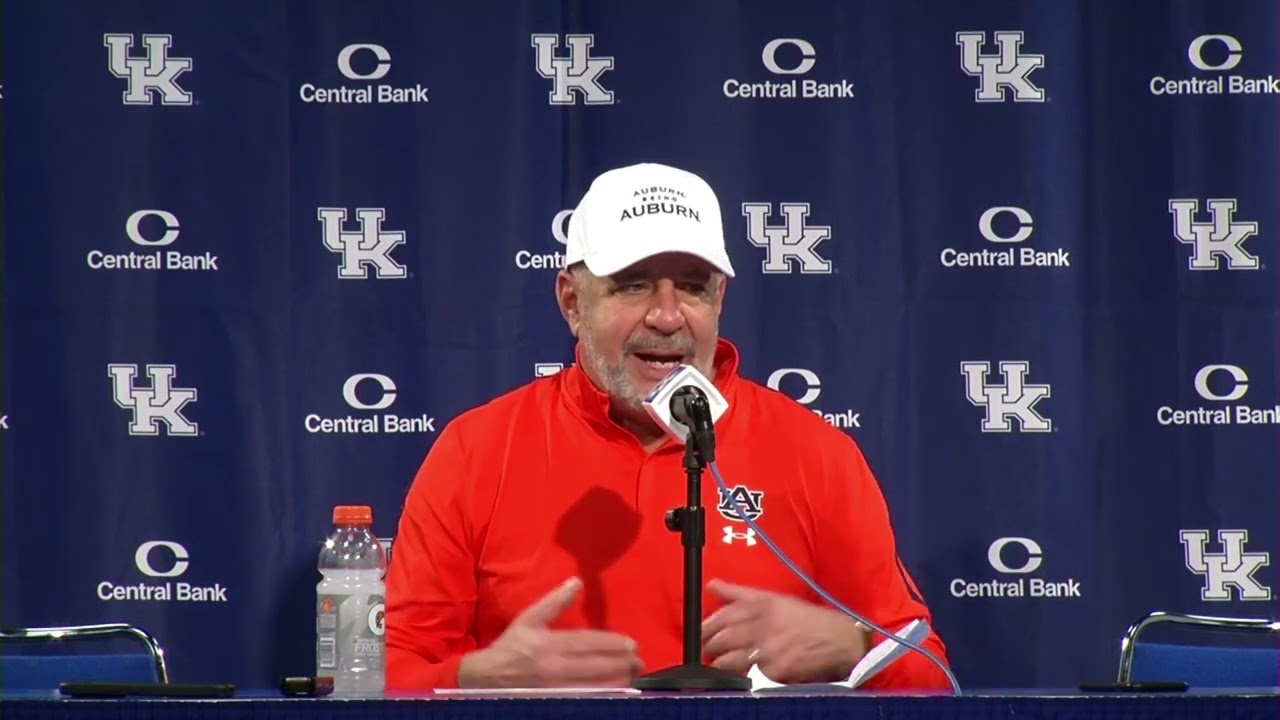 Bruce Pearl Reflects On Getting the Best From His Players