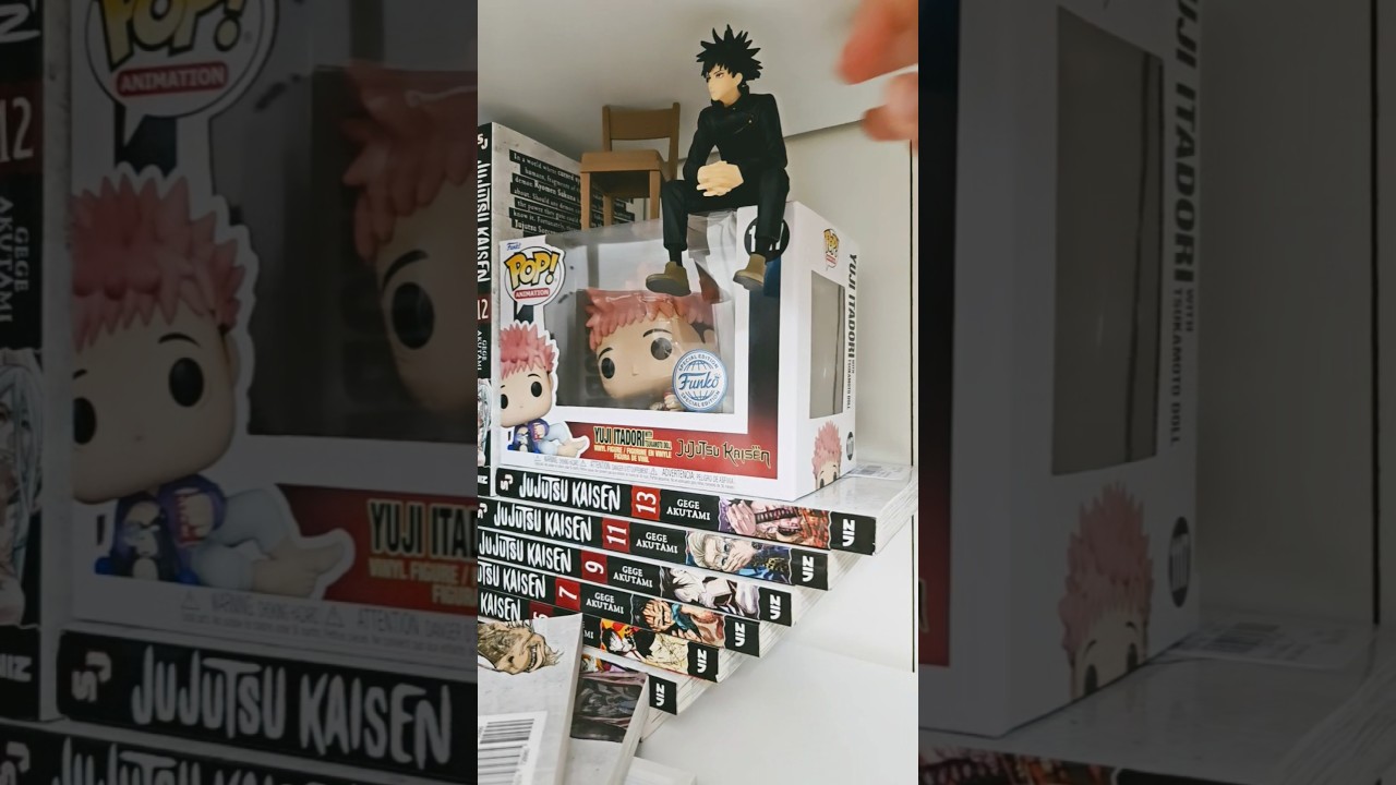 Organising my anime shelf #anime #jujutsukaisen #demonslayer #spyxfamily