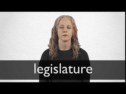 How to pronounce LEGISLATURE in British English
