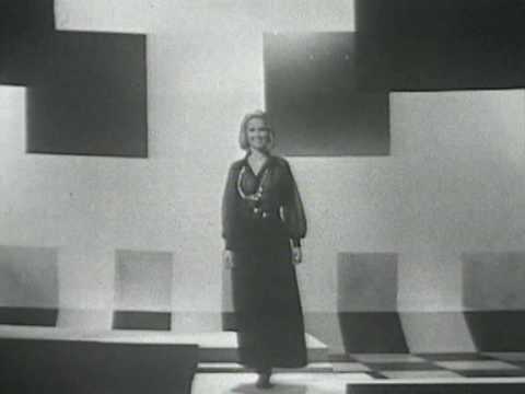 Song of the day: Liv Maessen – "Knock Knock, Who’s There" | Peter's ...