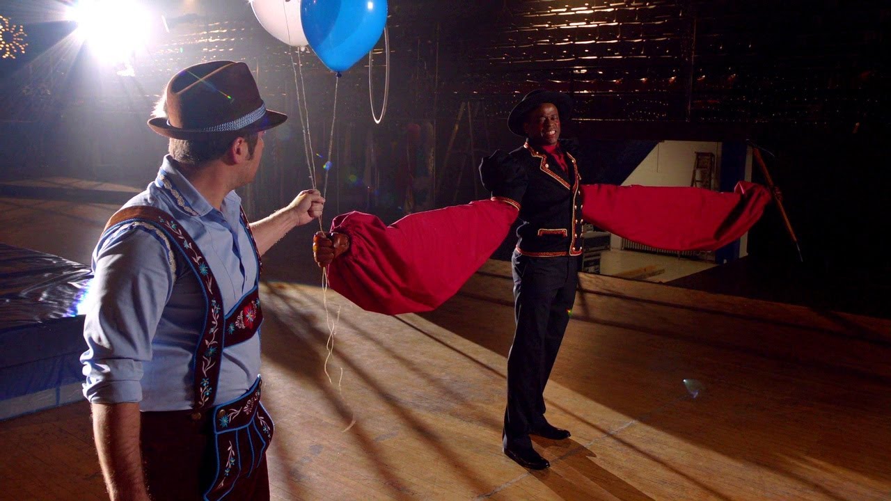 Undercover Clowns | Psych