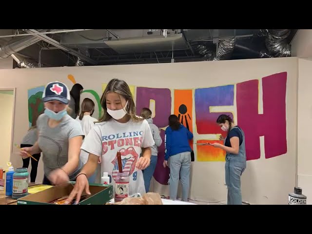 Nourish Phoenix – Helping with food, clothing and more