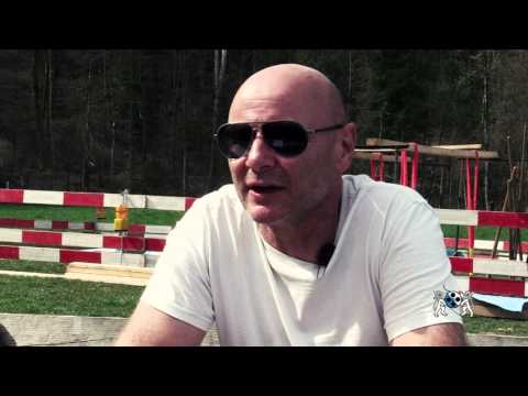 Der Künstler Bob Gramsma in Schwamendingen | QuartierTV