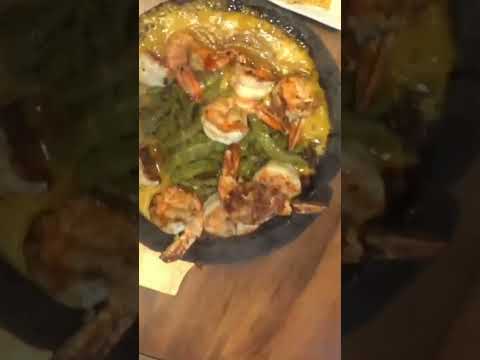 Molcajete Caliente shrimp,cactus,cheese Memo's Cocina Modesto Ca. ππ
πΆβ¨οΈπ₯π₯