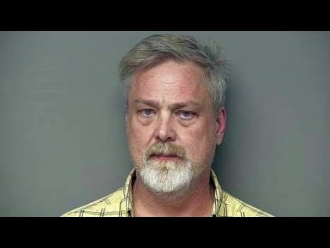 Former Louisiana, Mo. police chief charged in connection with fatal drug overdose