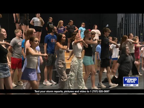 Actors of all ages performing in 'Shrek the Musical'