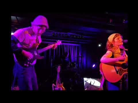 Babehoven - Vancouver, BC, April 13, 2025 - Lena