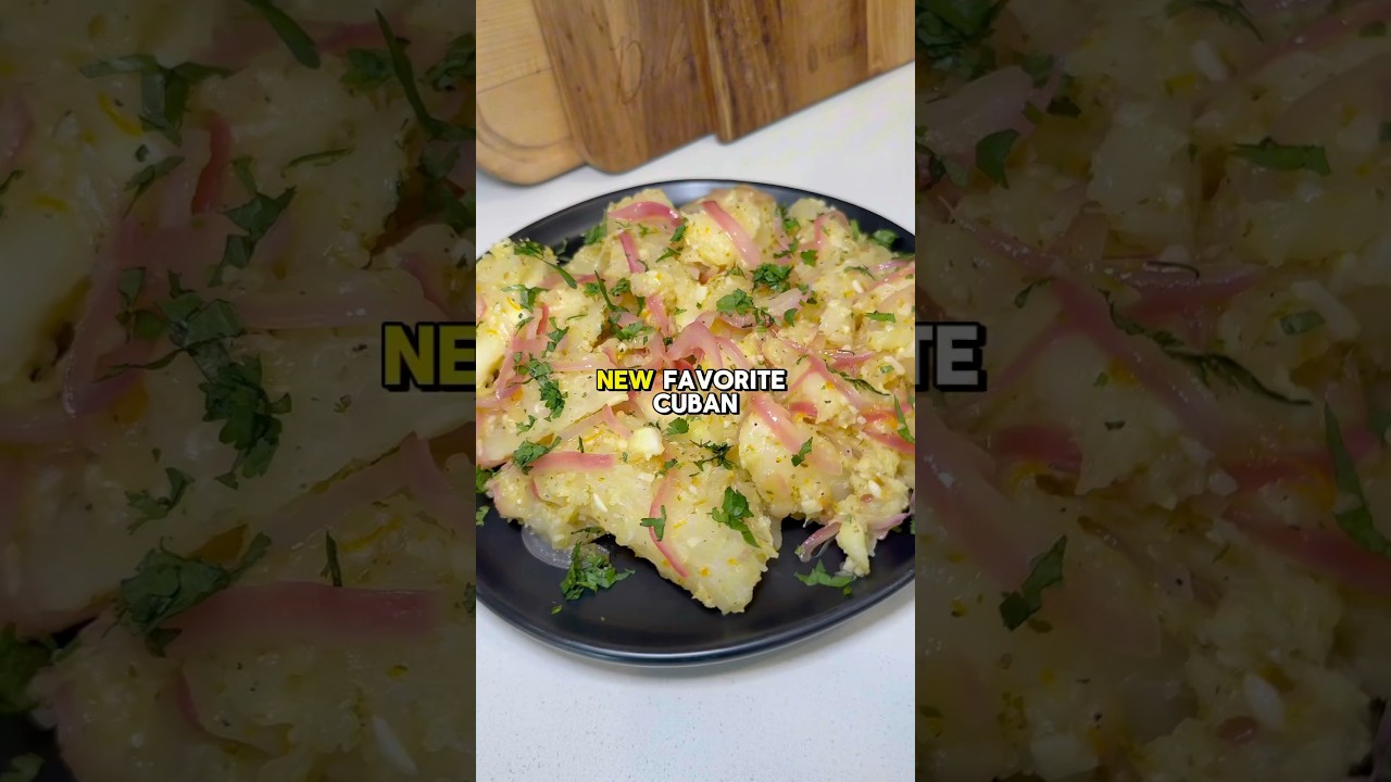 Authentic Cuban Yuca con Mojo 🇨🇺🔥recipe (description) ↗️ #yuca #cassava #cuban #cubanos