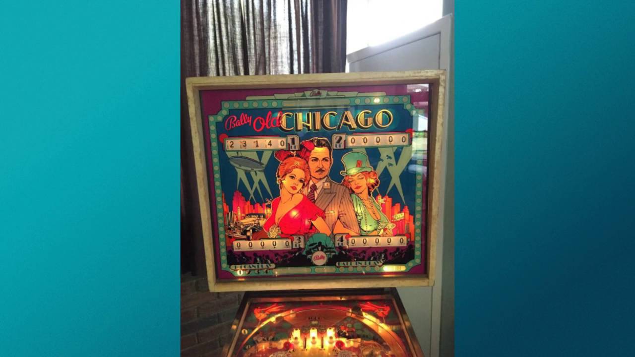 Old Chicago Pinball Machine for Sale - Toronto Ontario Auctions