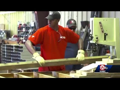 New program helps at-risk KC youth find jobs and future careers