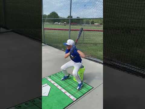 🚨⚾️ Hitting drill to help players stay in their legs.⚾️🚨