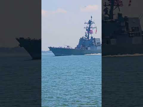 🇺🇸USS🔱Bainbridge🔱(DDG-96)Arleigh Burke-class destroyer #navy #heros