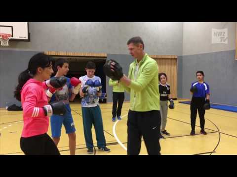 Wildeshauser Schüler boxen mit Olympiasieger Torsten May