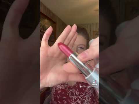 Runway Rogue Mahvelous Crème Satin Shimmer Lipstick Try On