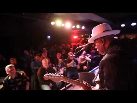Buddy Guy invites you to Legends