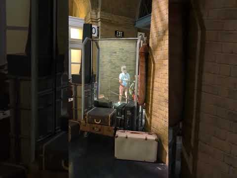 Hogwarts Express Platform 9 3/4!