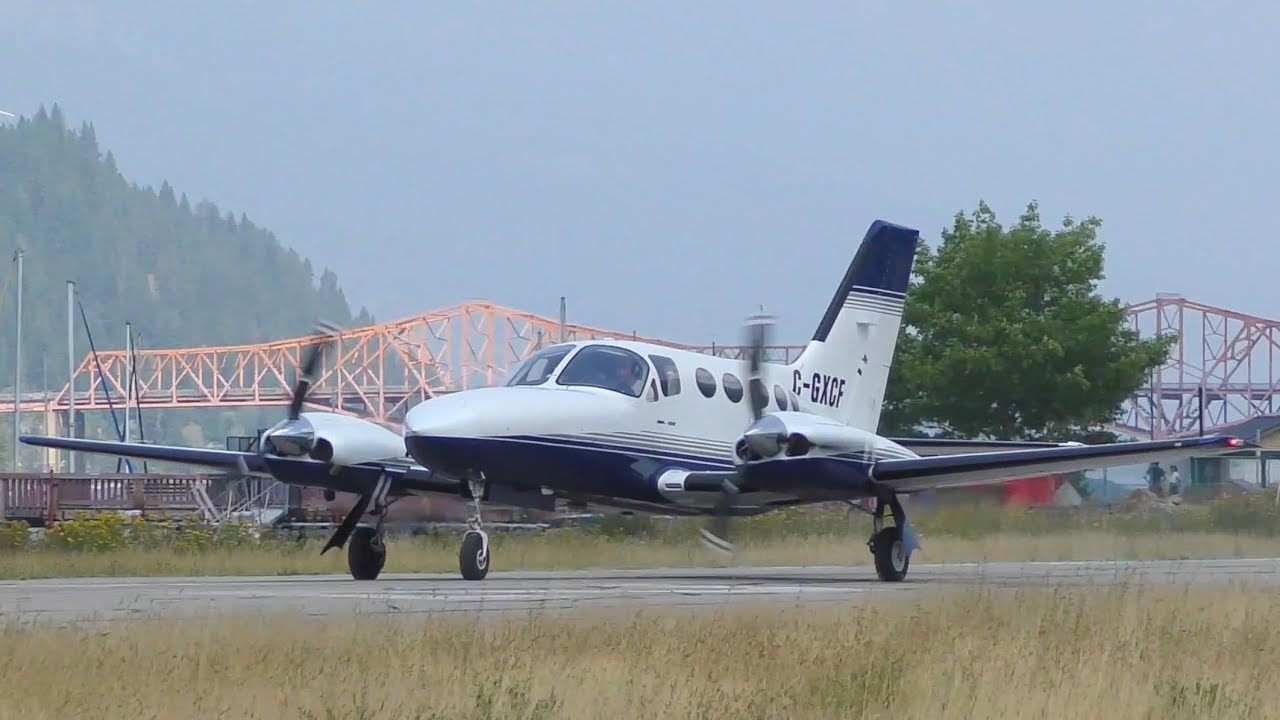 Cessna 421 Golden Eagle Takeoff
