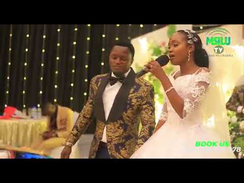 Bibi Harusi Aimba Live Ukumbini ,Hutoamini ,Watu Watoa Machozi " #bonifaceweddhope.