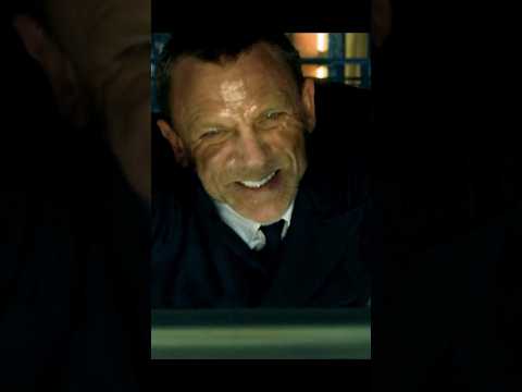 #movie #film "Bond is Back from the Grave! '007: Skyfall'"