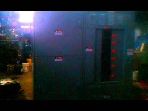041112-060 1600A switchboard I-line QED2 switchboard