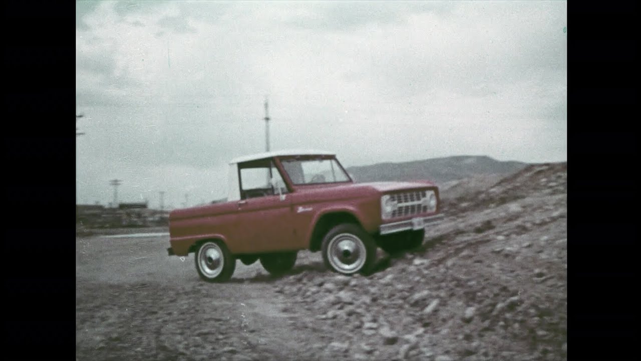Ford Bronco : a breed apart (1966)