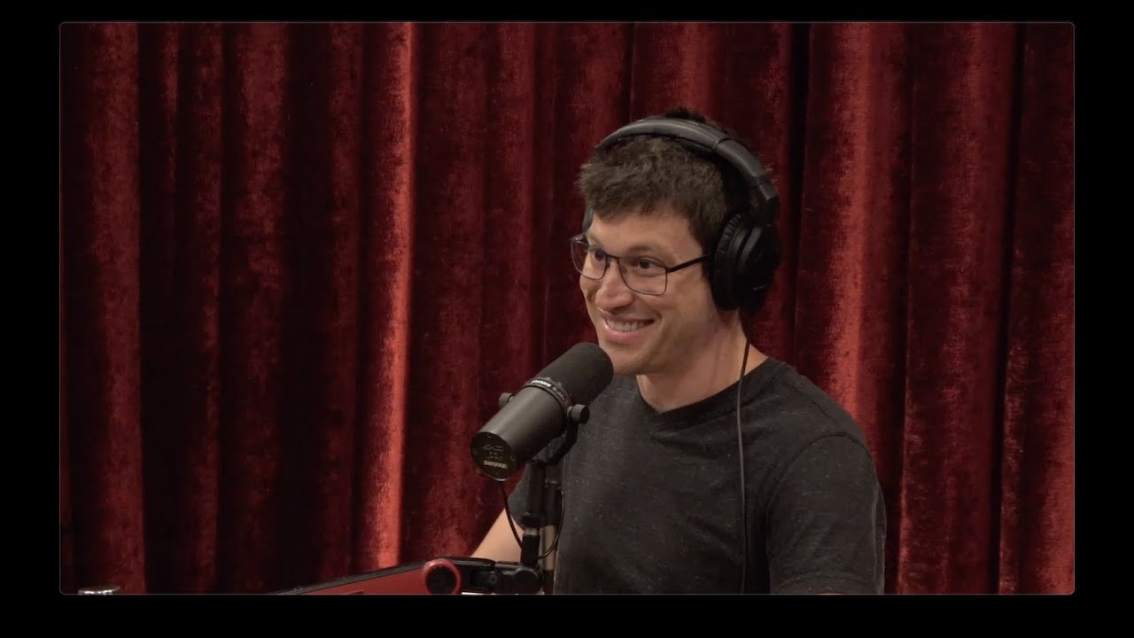 Joe Rogan Responds After 'Right-Wing X' Begins 'Shredding' Him Over ...