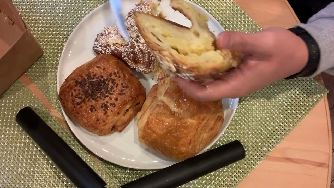 Seattle's BEST French Pastries @ HONORE PATISSERIE AND ESPRESSO (Seattle, WA)