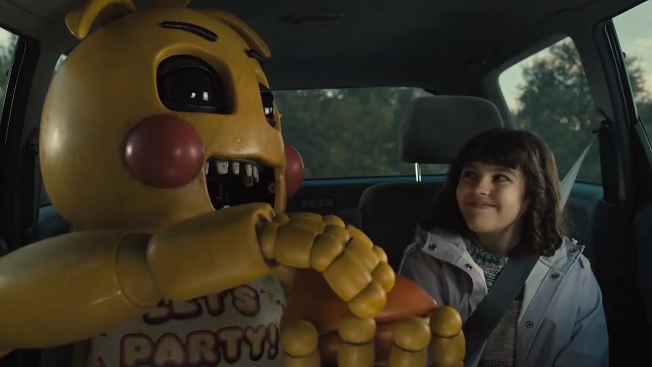 Five Nights at Freddy's 2: The Movie - Toy Chica Without Her Beak Attached