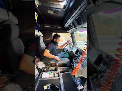 Scania 143 450 V8 sound Truck drivers
