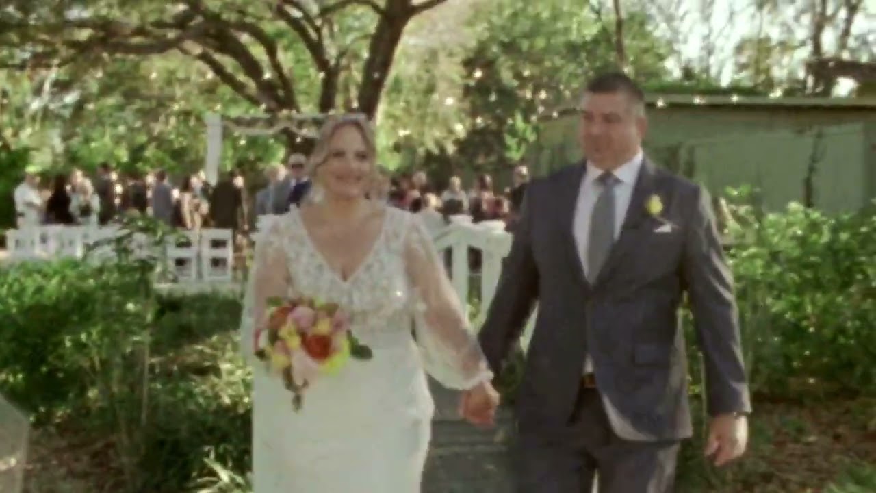 Super 8 - Canon 514XL / A wedding to remember in Tampa, FL /