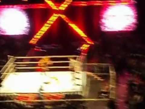 KELLY KELLY VS BETH PHOENIX FROM HOUSESHOW | WWE DIVA KELLY KELLY