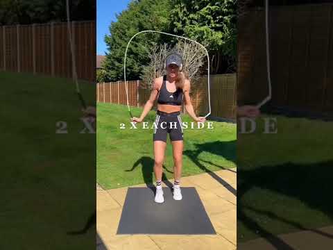 Try these boxer step variations 🥊 #boxer #boxerstep #jumprope #skipping