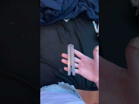 Basic balisong opening tutorial