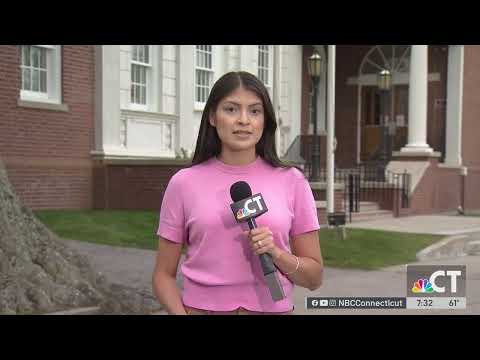 Raul Valleβs friend testifies to giving him knife & experiencing weather whiplash