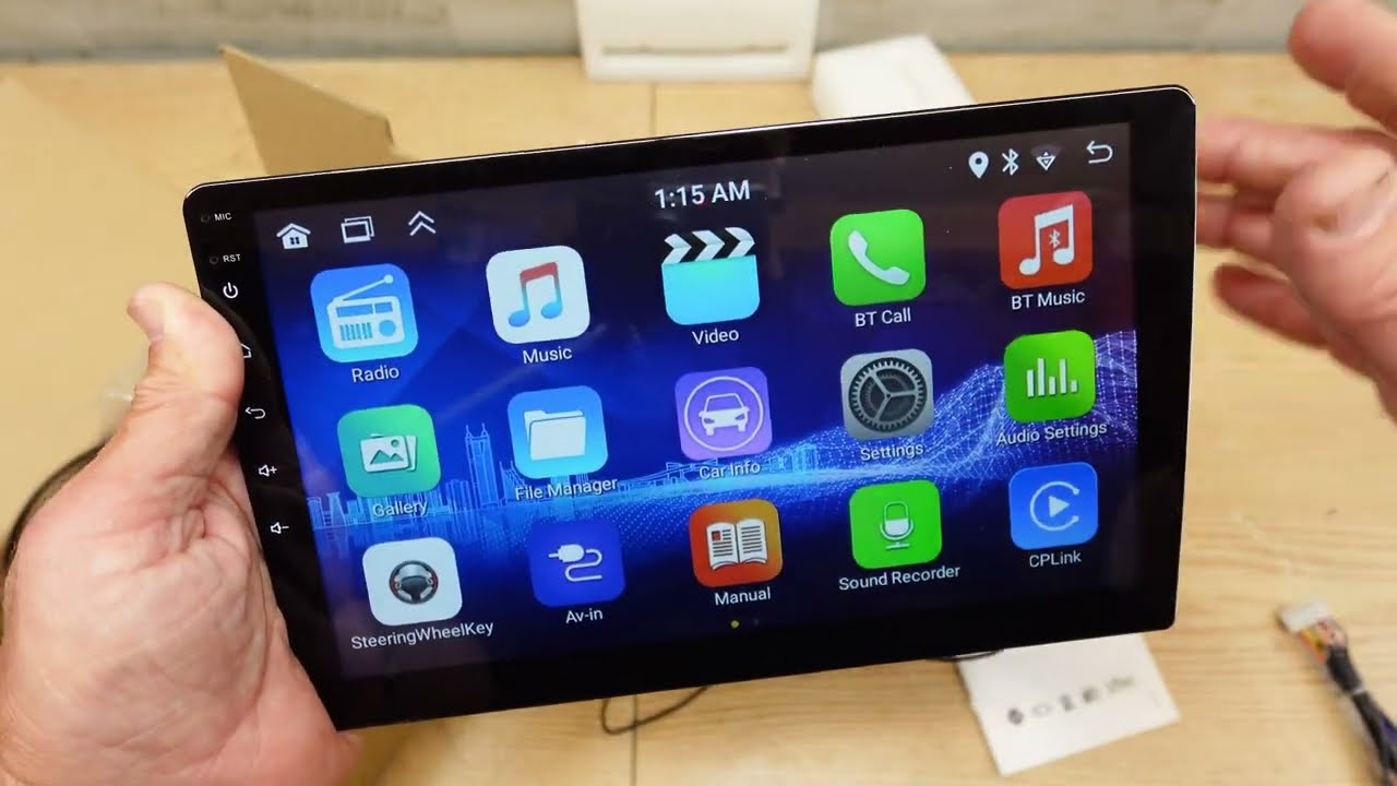 10 Inch Car Stereo with CarPlay & Android Auto - Unboxing