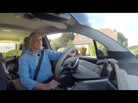 Finn kører el-bil - men hvor skal han lade?