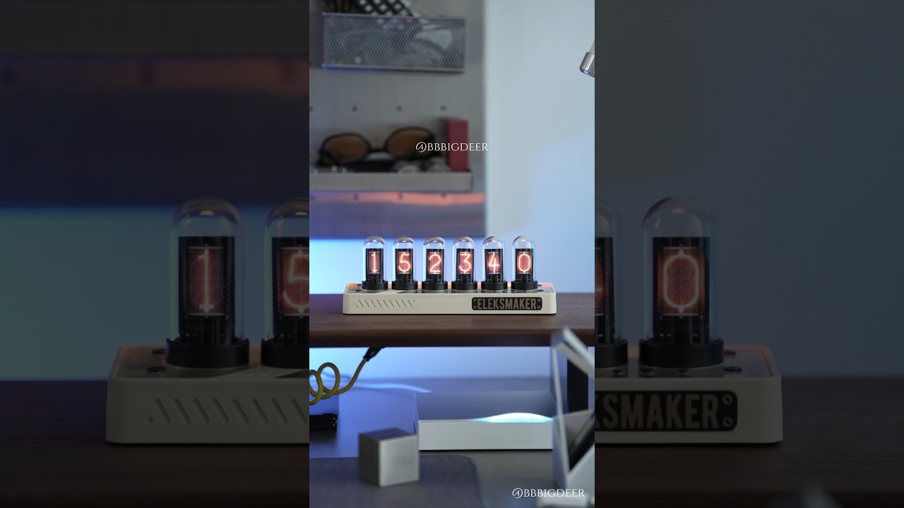 This desk clock will make me feel comfortable at work